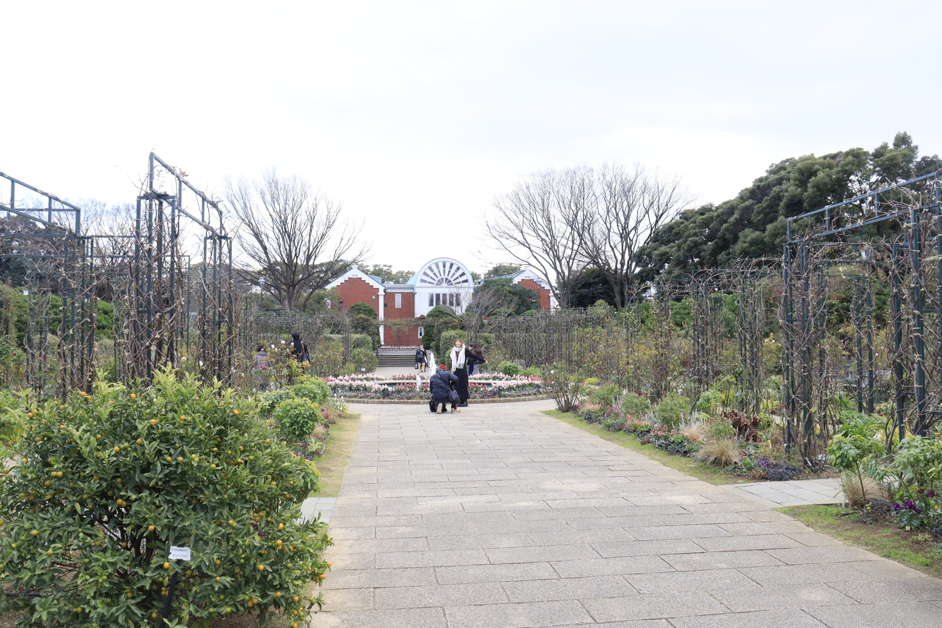 「山下公園」から「港の見える丘公園」へ: 降魔成道のオフタイム3